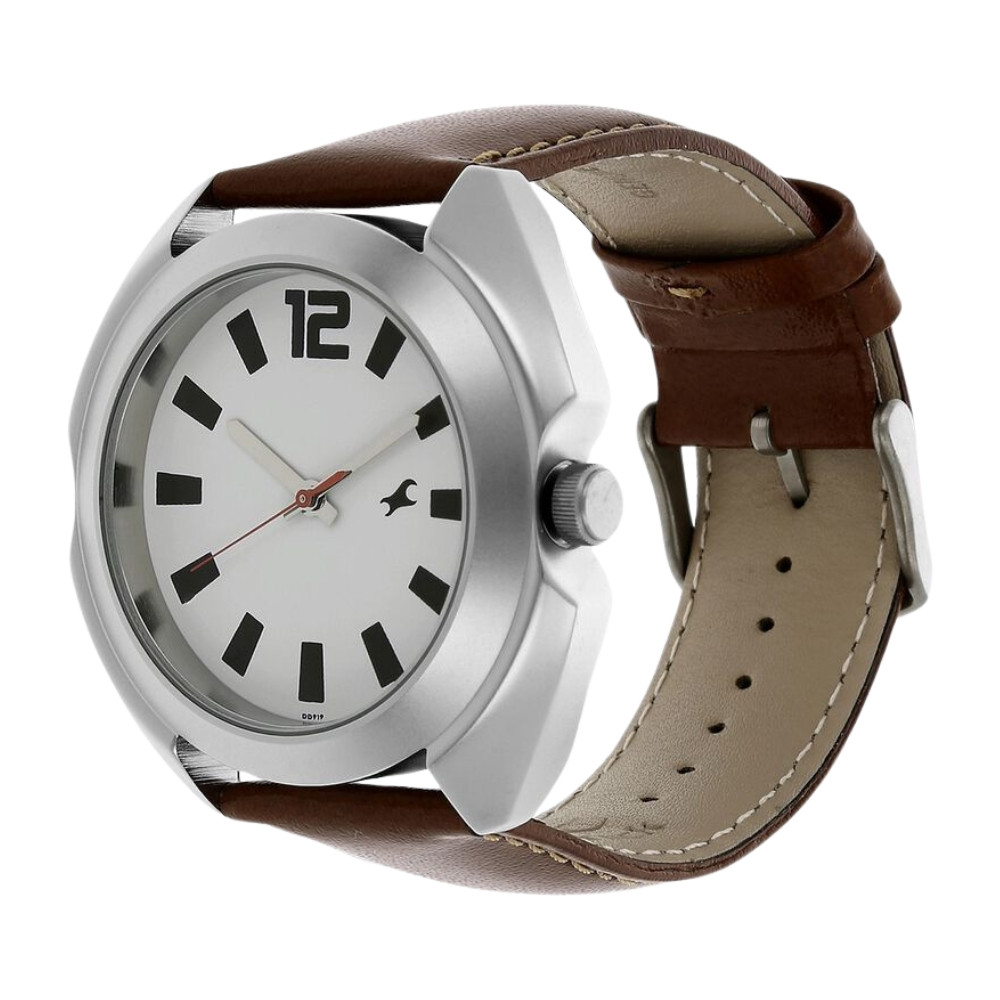 Fastrack Quartz Analog White Dial Leather Strap Watch for Guys NR3117SL01