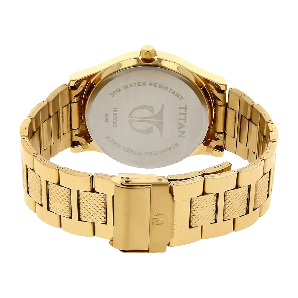 Titan Quartz Analog with Day and Date Silver Dial Stainless Steel Strap ...